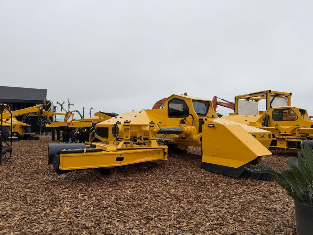 Shockwave Shakers - Orchard Machinery Corporation - Tree Nut and Fruit ...