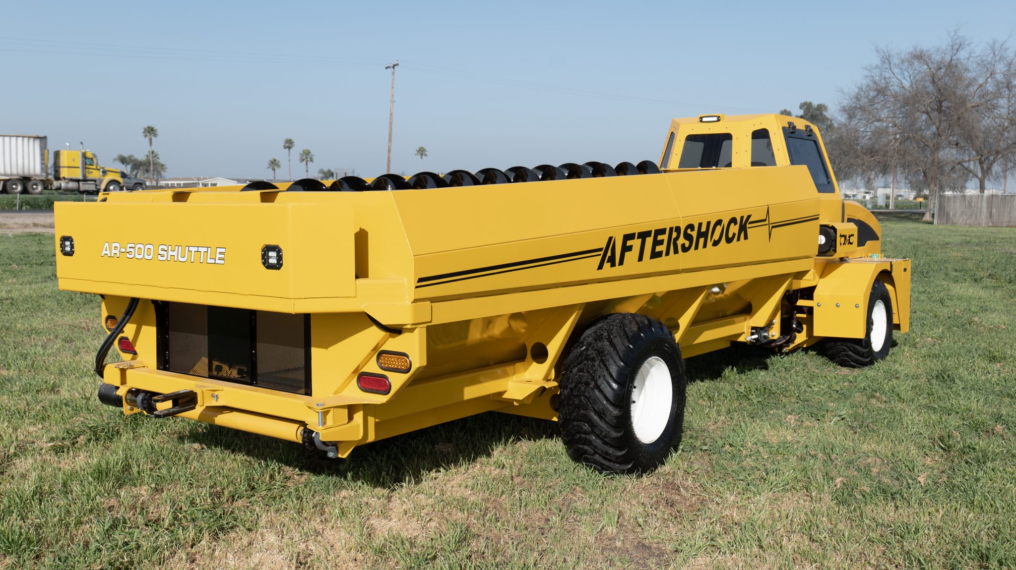 Aftershock Shuttles & Bin Carriers - Orchard Machinery Corporation ...